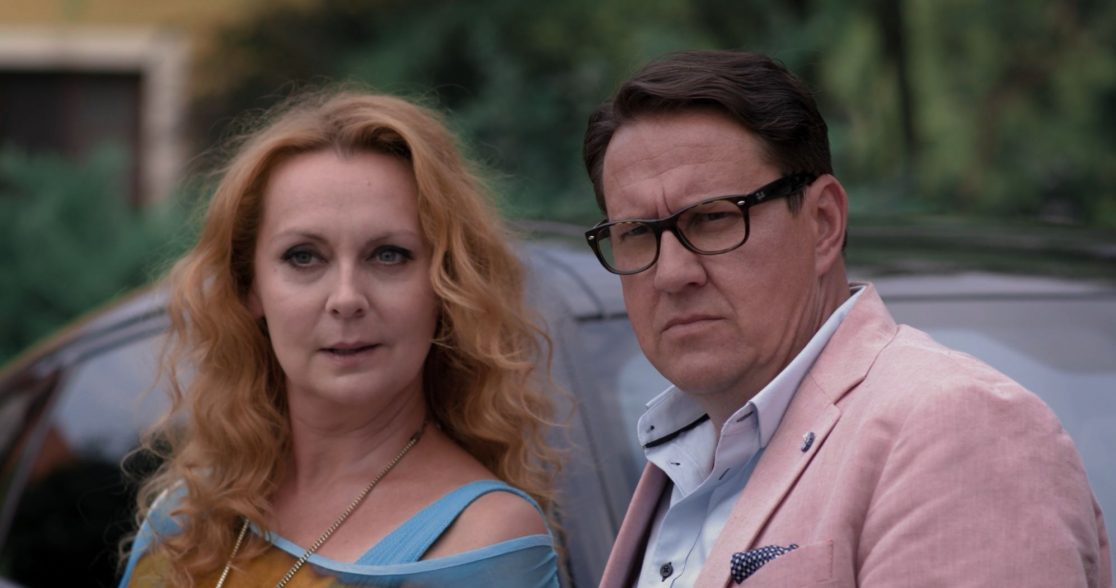 Szimpla manus lett Hajdu Steve-ből egy korántsem szimpla filmben – Coloré