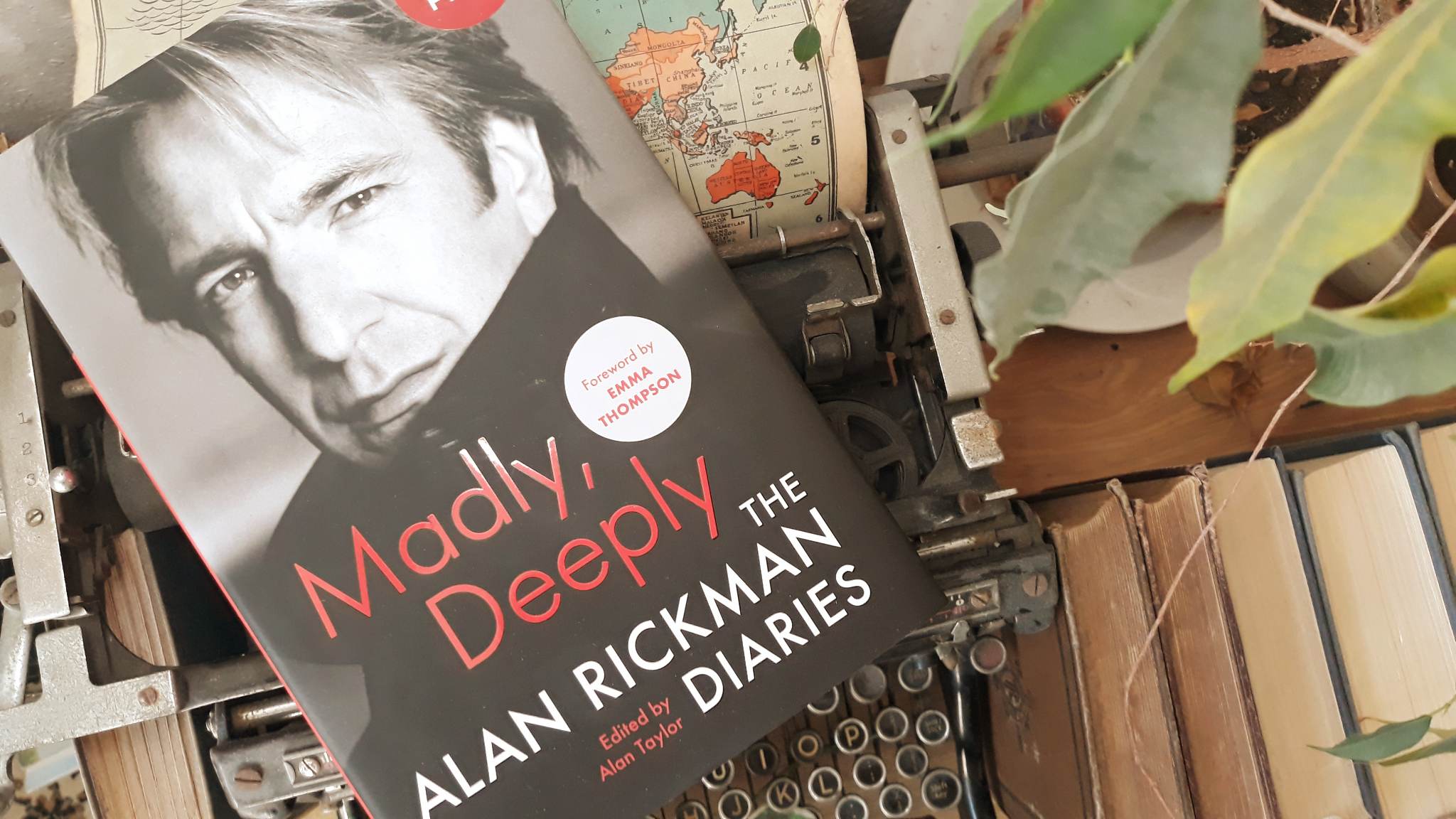 Alan Rickman naplója a magyar könyvesboltok polcain – Ezeket tudhatod ...