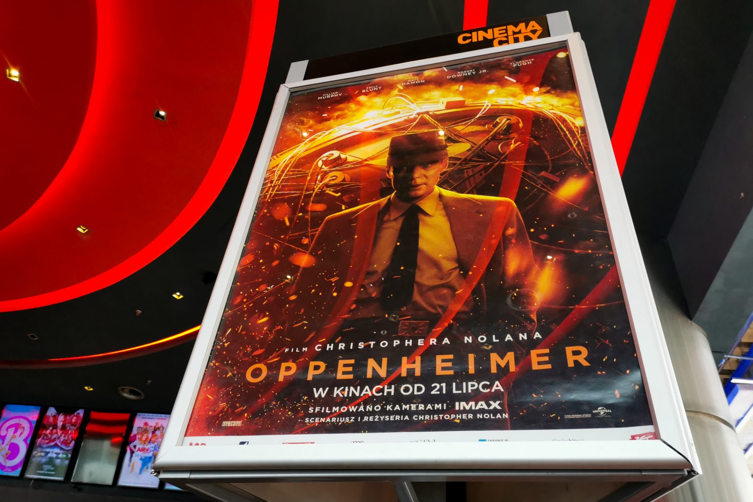 Margot Robbie nem engedett – Miatta történt minden – Coloré