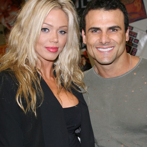 Erika Eleniak, a Baywatch sztárja úgy néz ki 54 évesen, mint fénykorában – közben kolléganője ...