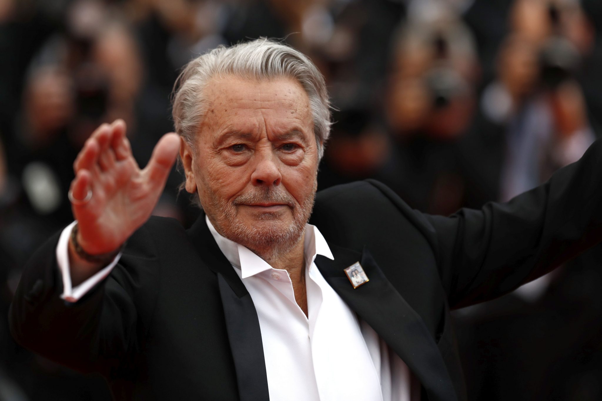 Alain Delontól 72 illegális lőfegyvert foglaltak le – A francia legenda ...